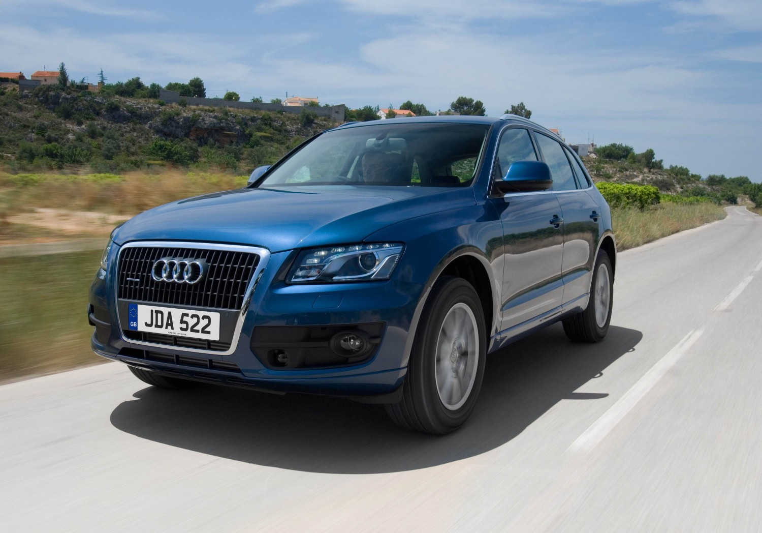 Audi Q5 - Used Car Review | Eurekar