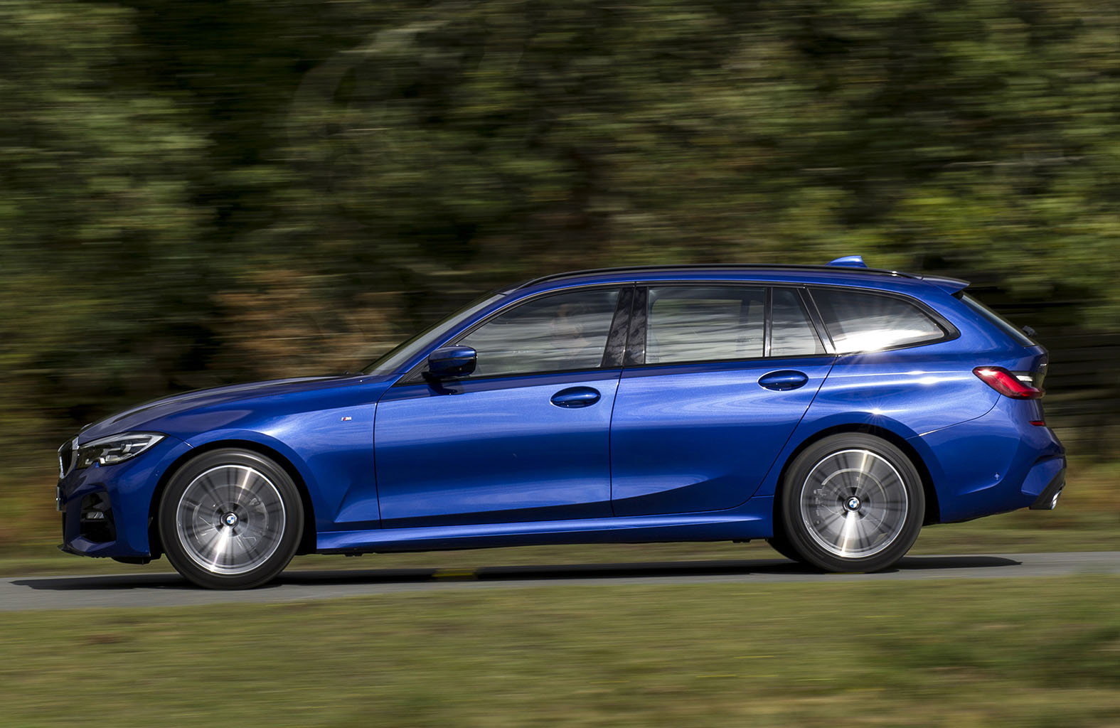 BMW 330d Touring xDrive M Sport | Eurekar