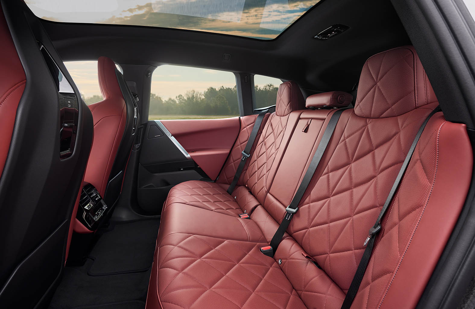 Power and range boost for BMW iX | Eurekar