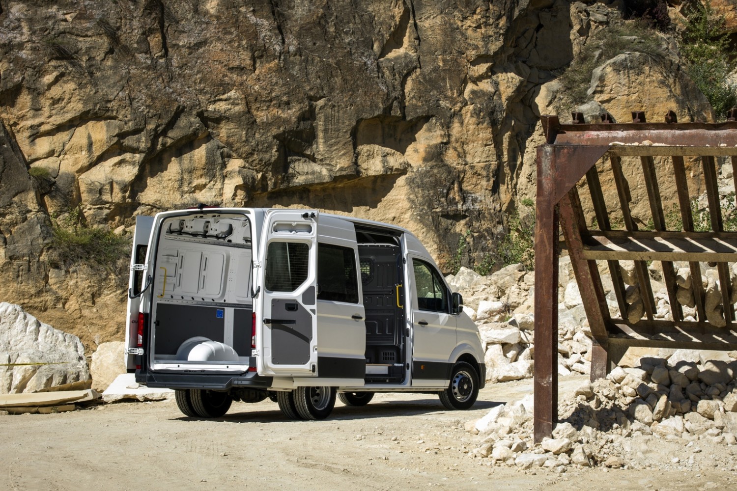 VW Crafter now a greater grafter | Eurekar