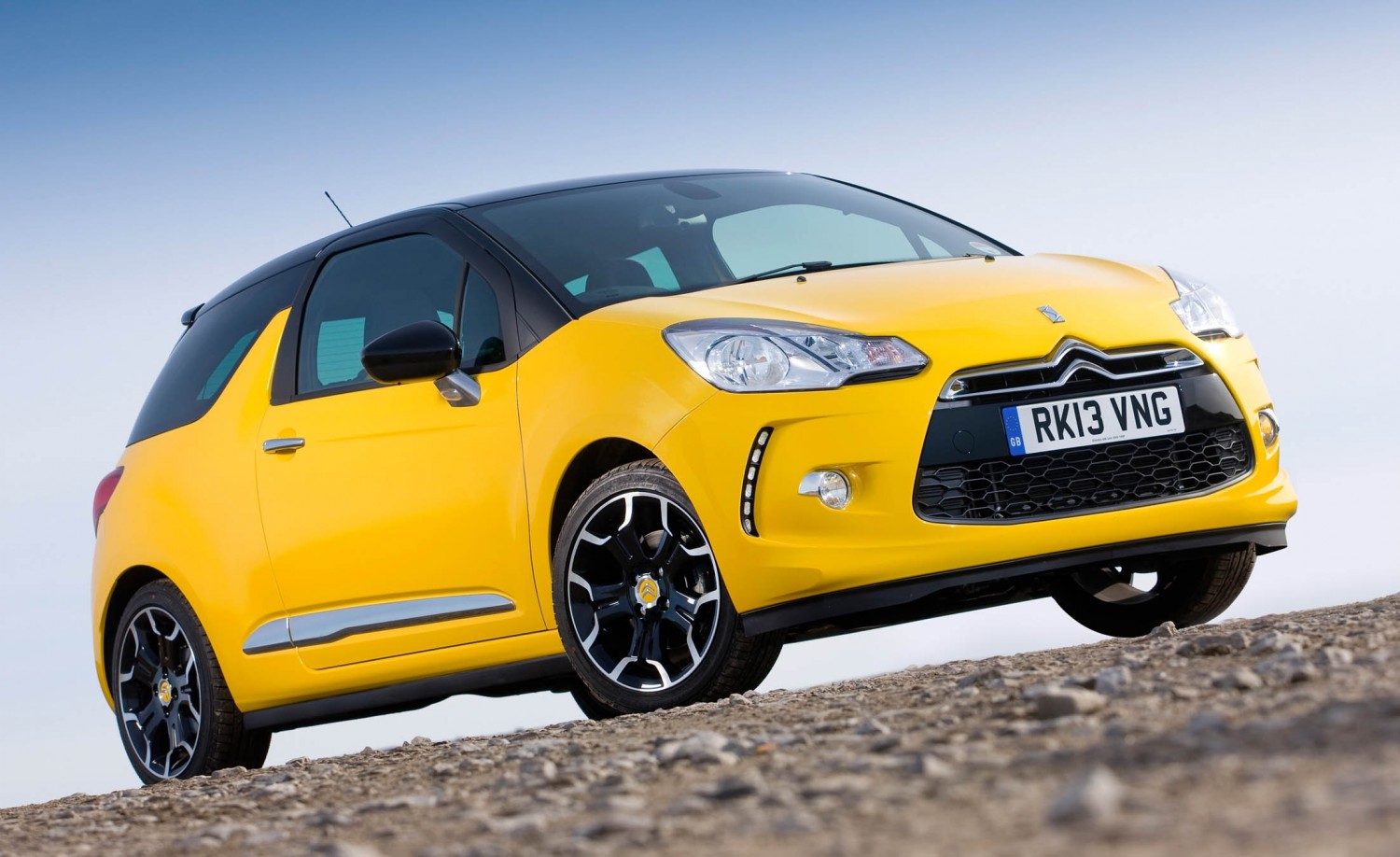 DS 3 DSport Plus 165 | Eurekar