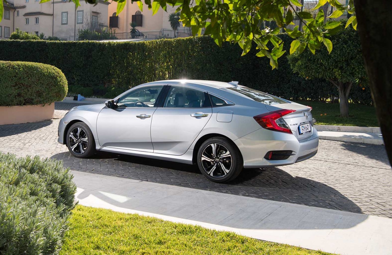 Honda Civic saloon prices announced | Eurekar