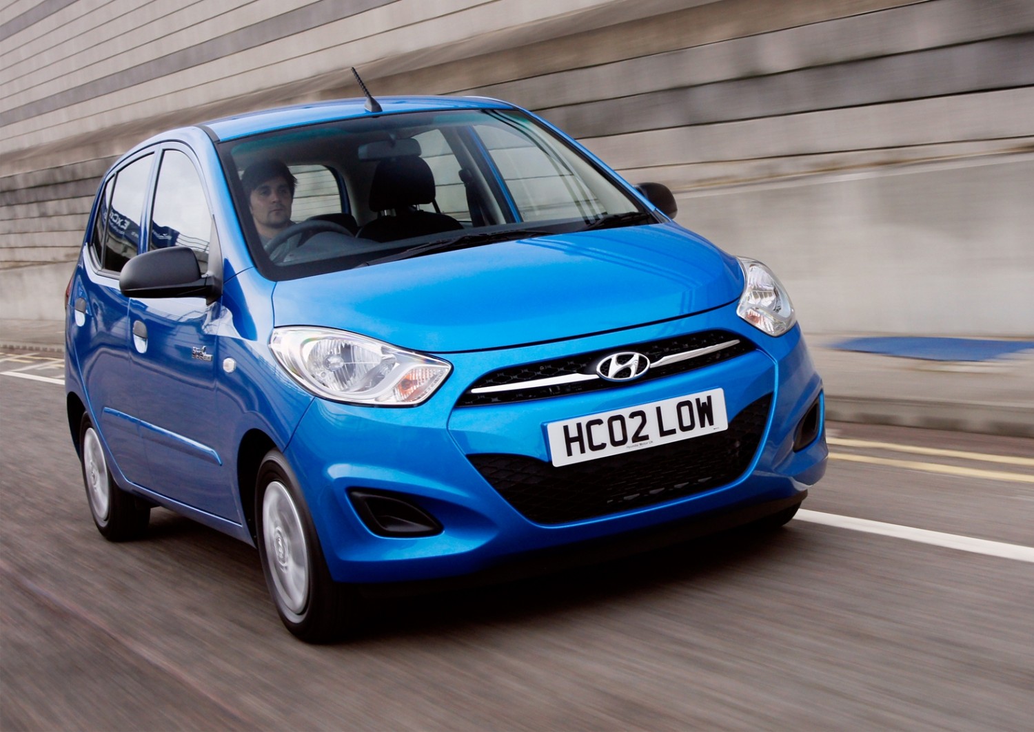 Hyundai i10 great for city driving | Eurekar