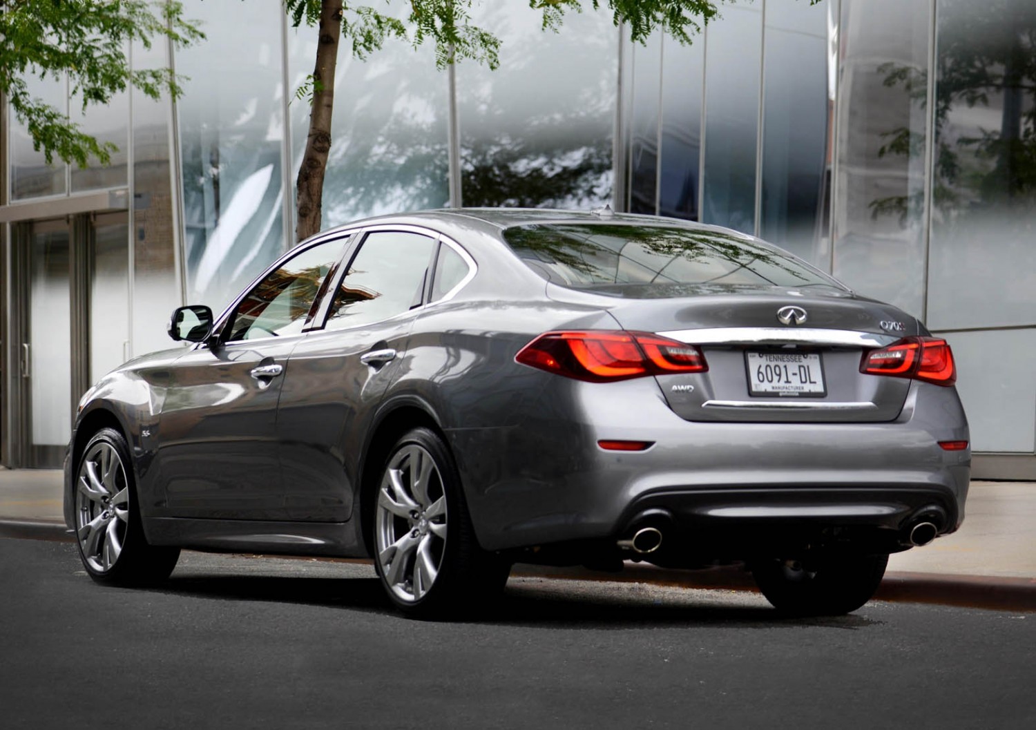 Infiniti upgrades its Q70 saloon | Eurekar