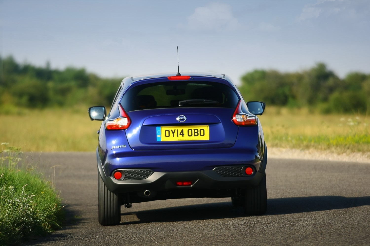 Nissan Juke Tekna DIG-T 115 2WD | Eurekar