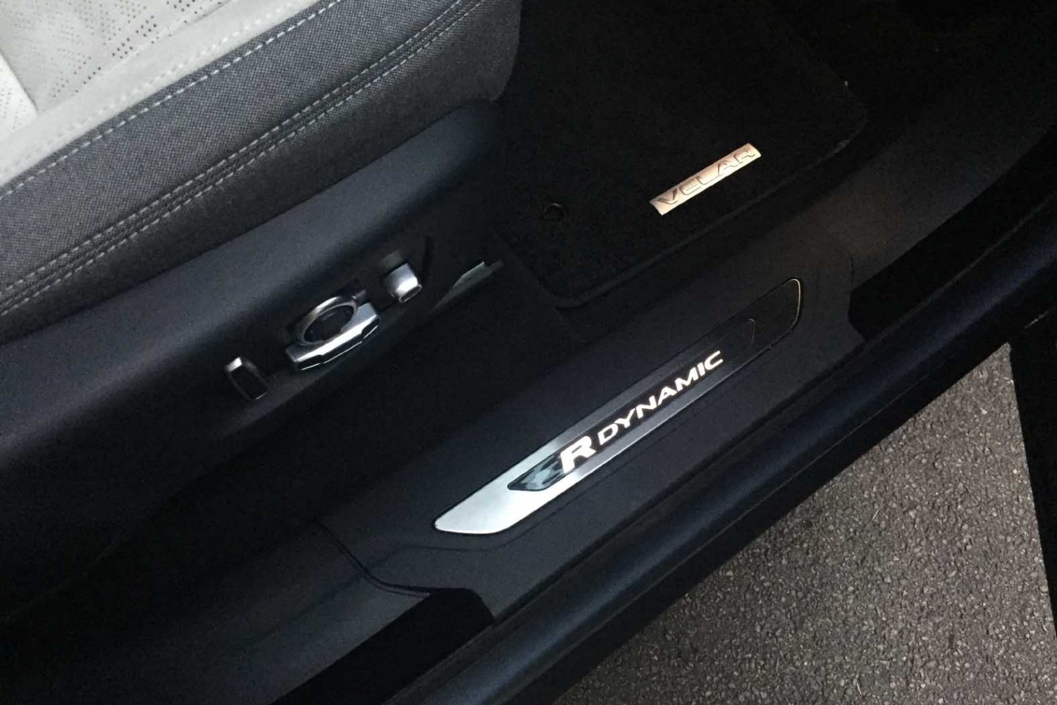 Range Rover Velar - First Drive | Eurekar