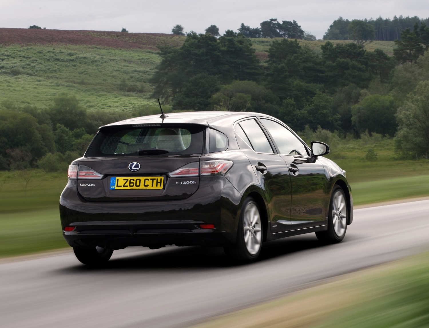 Lexus CT200h | Eurekar