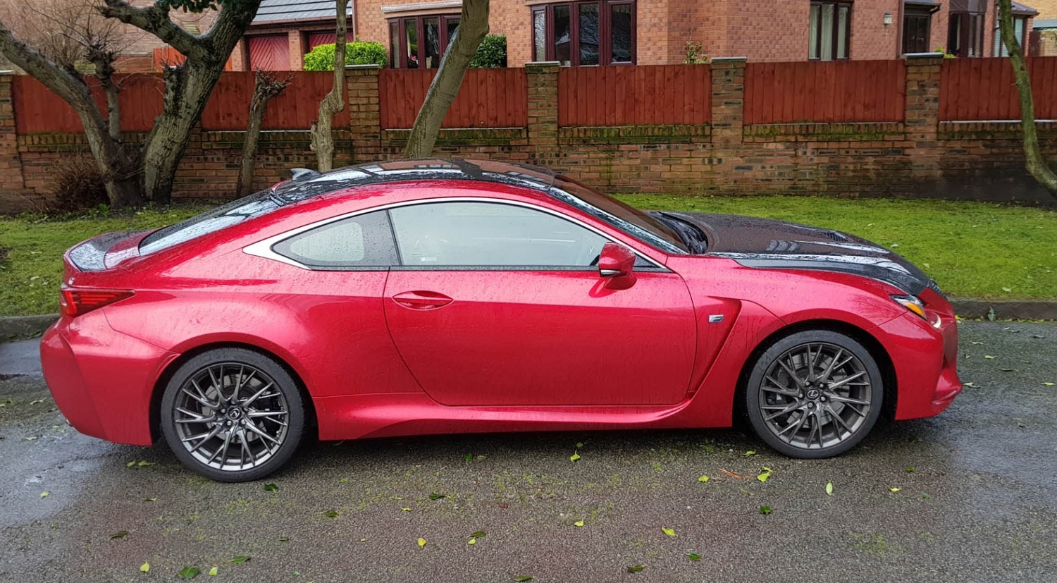 Lexus RC F Carbon | Eurekar