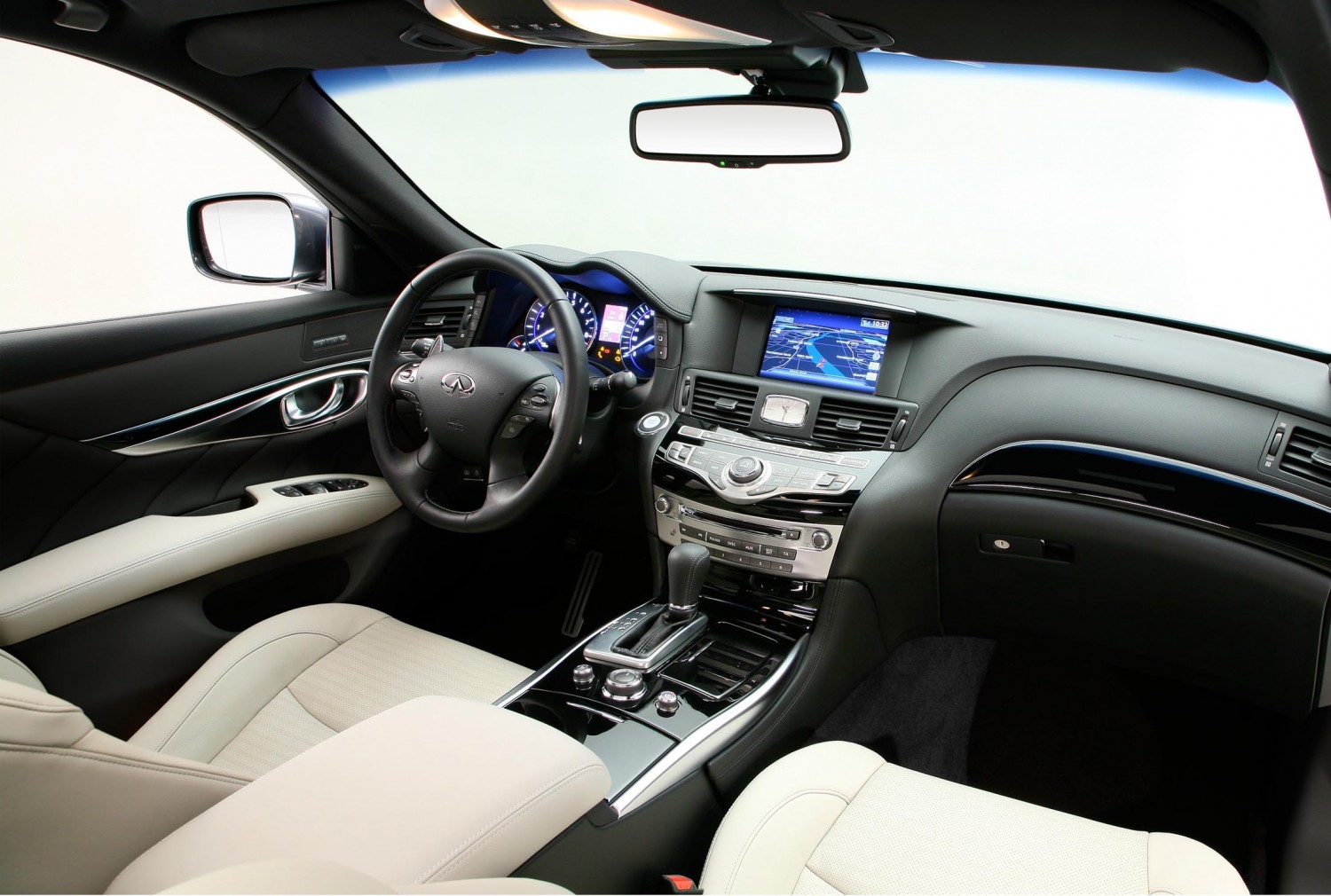 Infiniti raises the luxury stakes | Eurekar