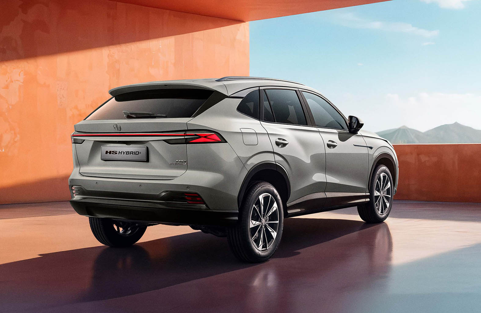 MG launches HS hybrids | Eurekar