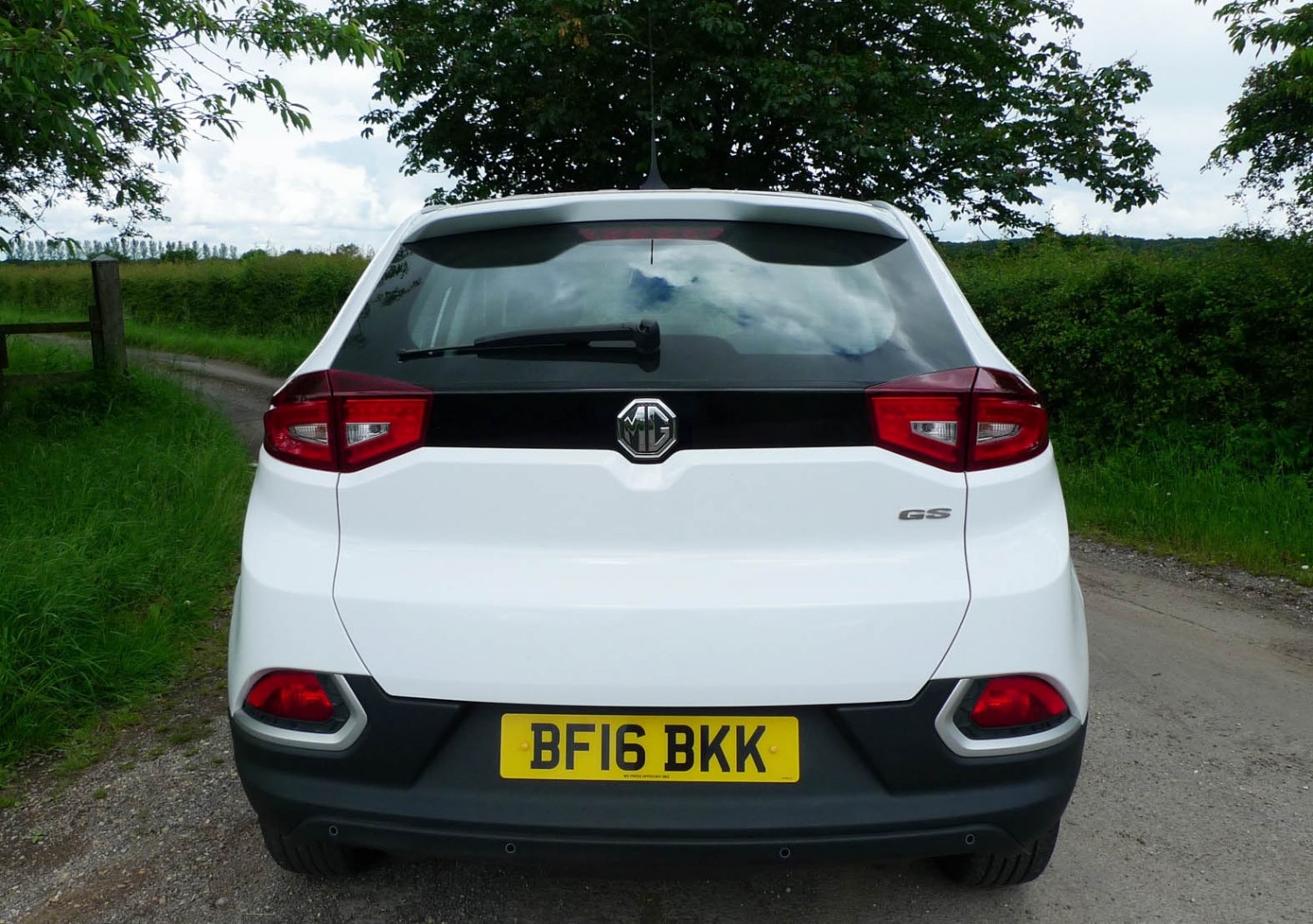 MG GS - a lot for less | Eurekar