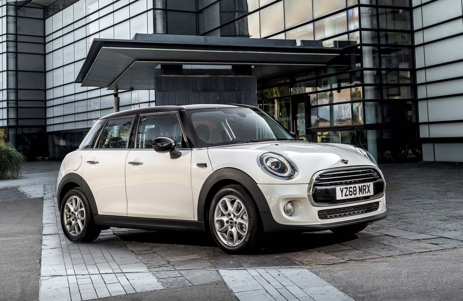 MINI trims its trim line-up | Eurekar