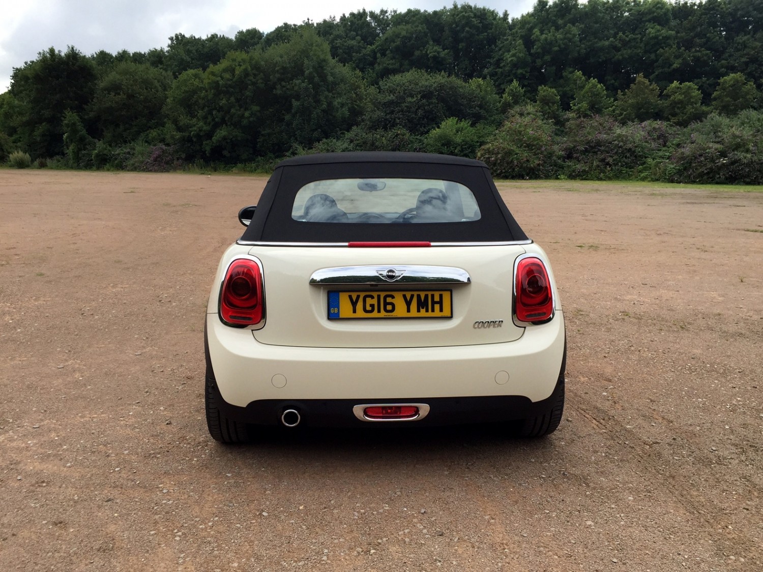 MINI Cooper Convertible | Eurekar