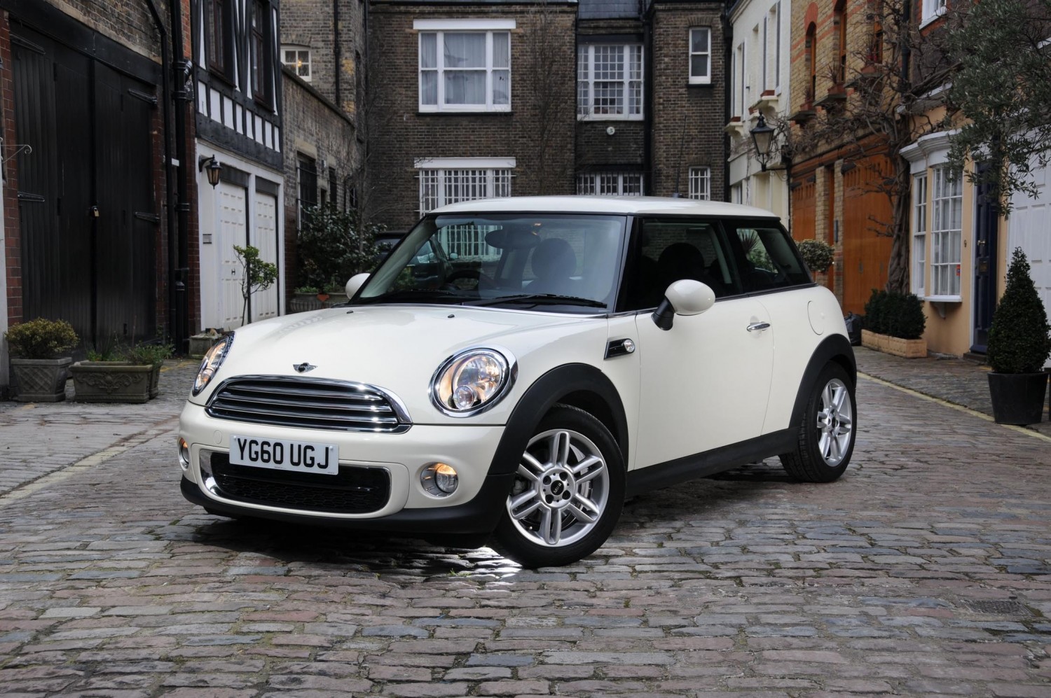 MINI One D | Eurekar