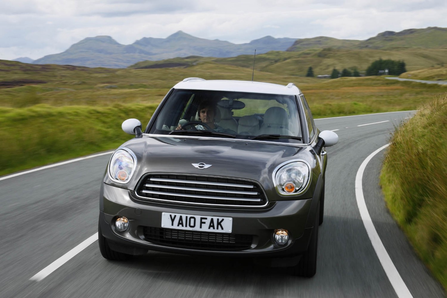 MINI Countryman Cooper D Chilli Pack | Eurekar