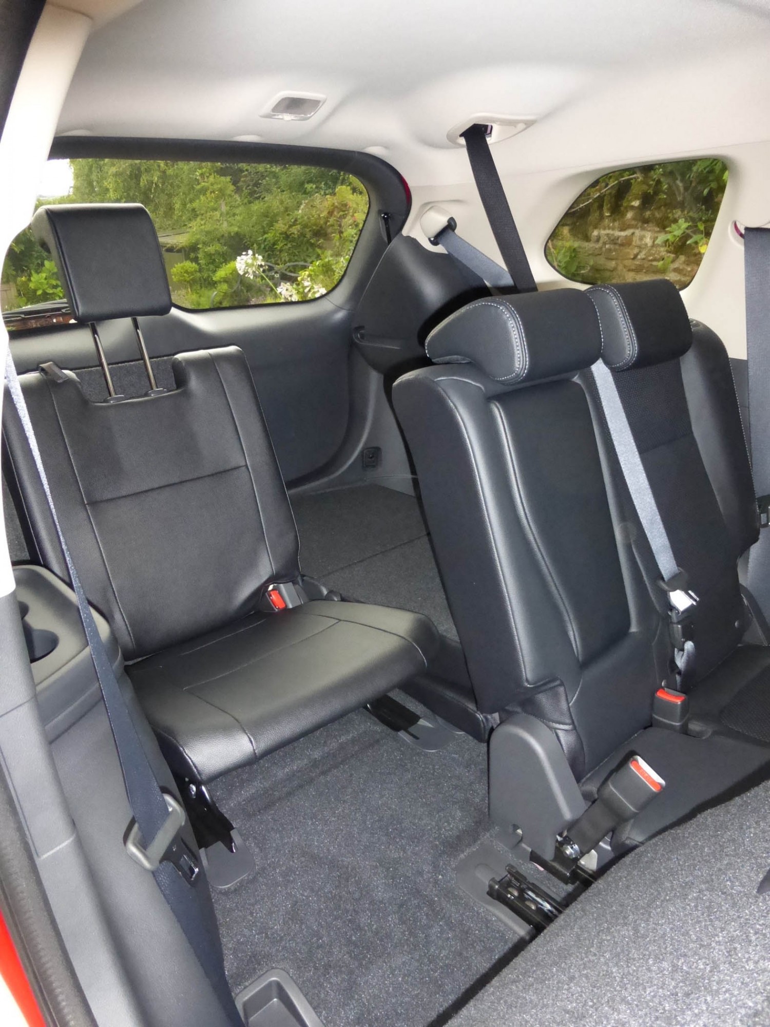 Mitsubishi Outlander Third Row Seat Rideshare Ready Mitsubishi