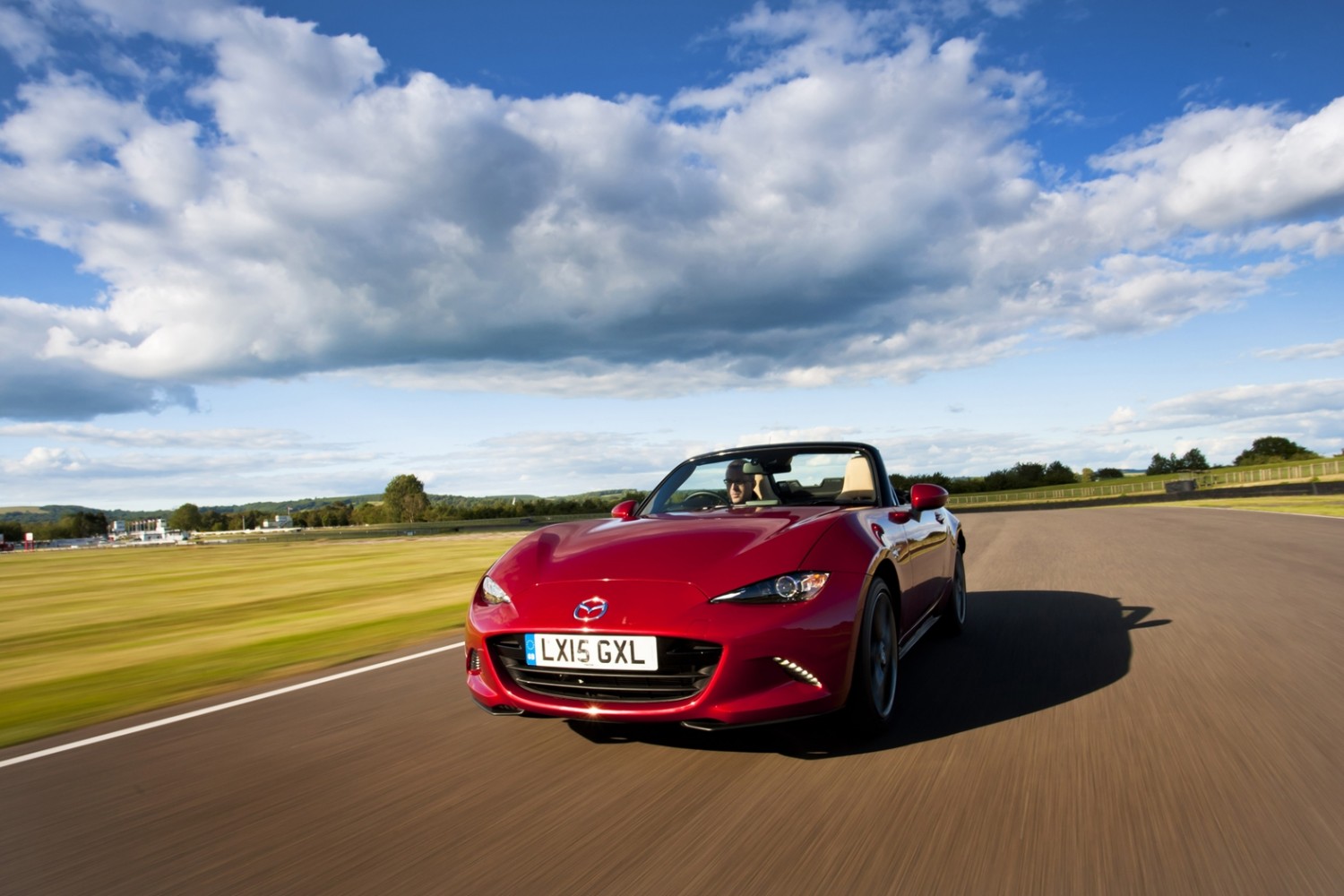 Mazda MX-5 1.5 SE-L Nav | Eurekar