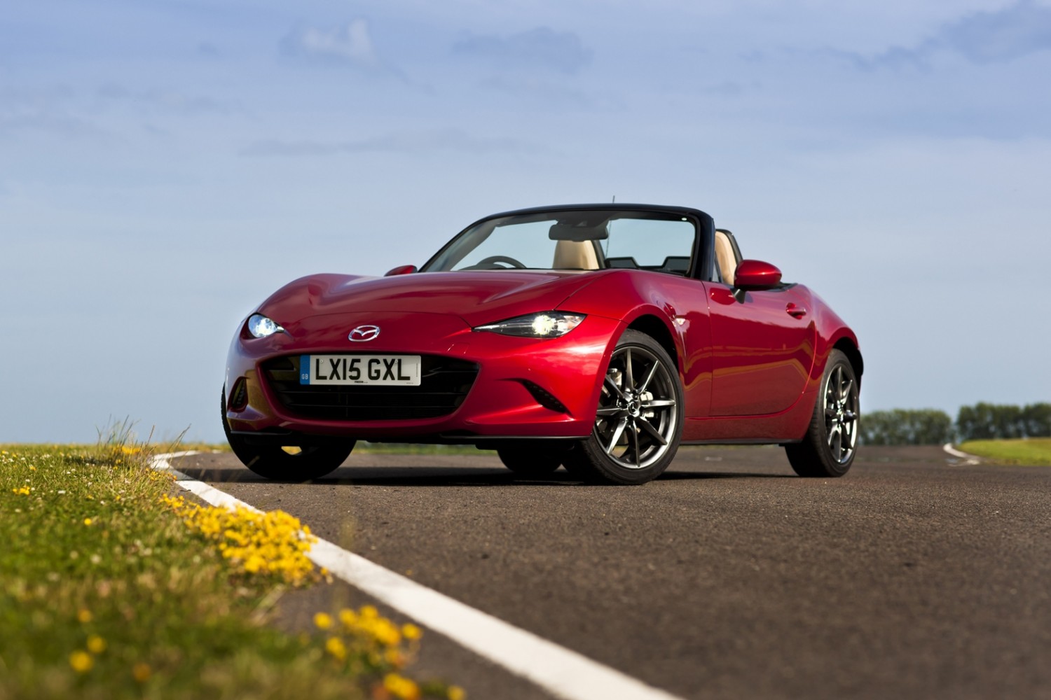 Mazda MX-5 2.0 SE-L Nav | Eurekar