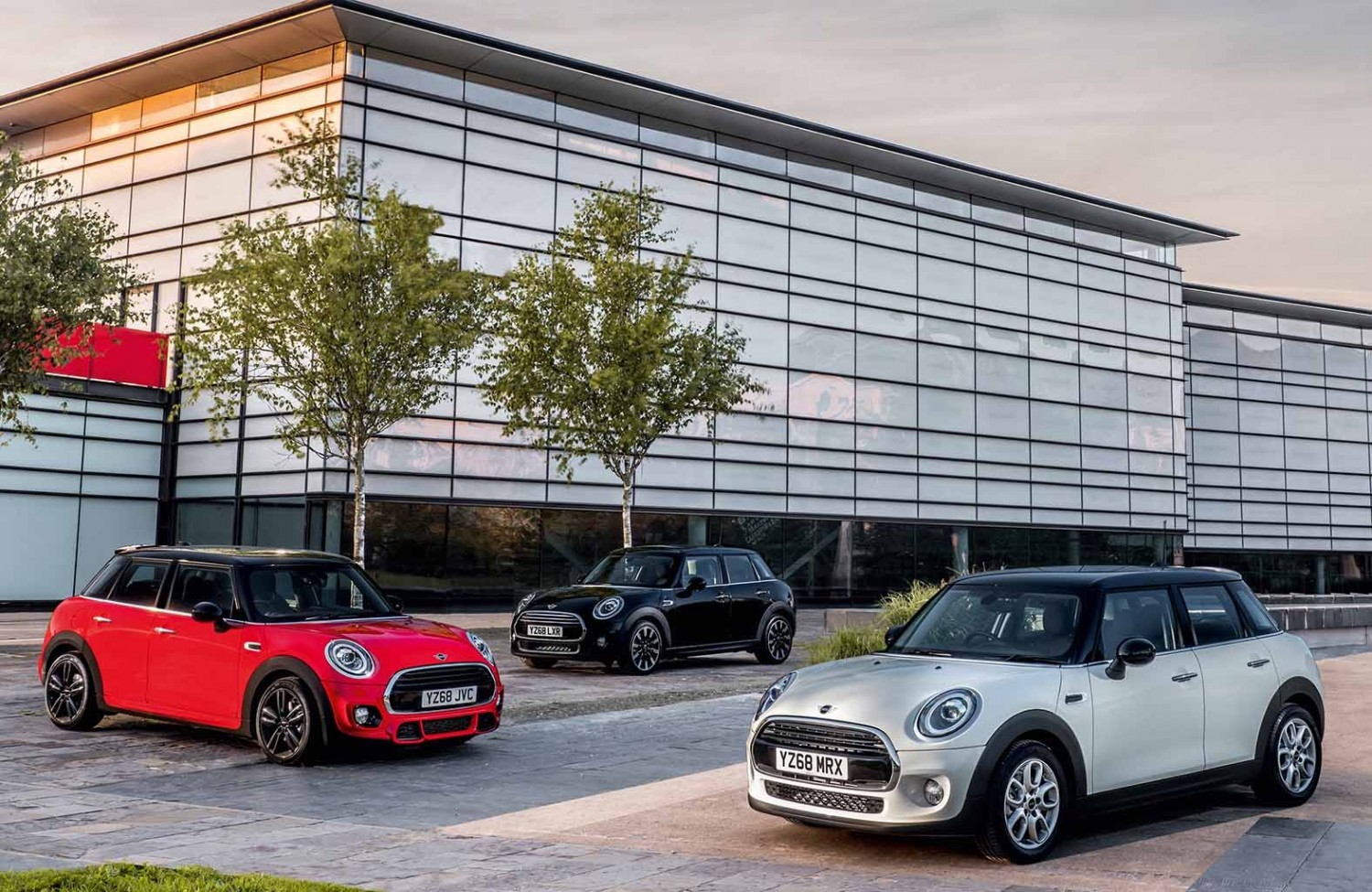 MINI trims its trim line-up | Eurekar