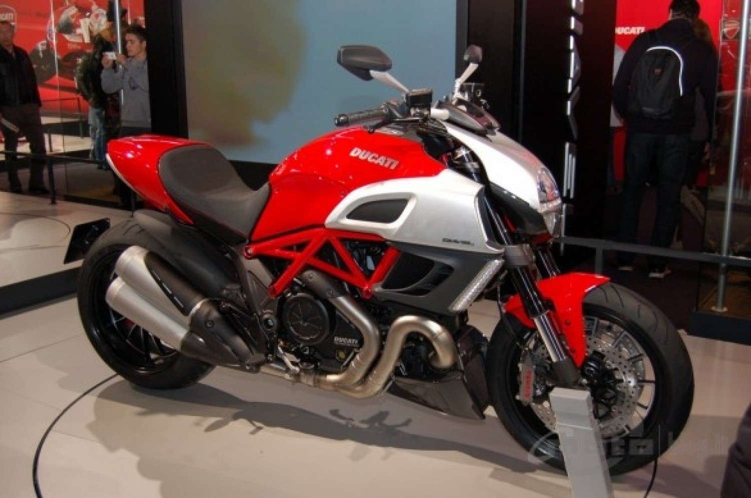 Ducati Diavel unveiled at Milan | Eurekar