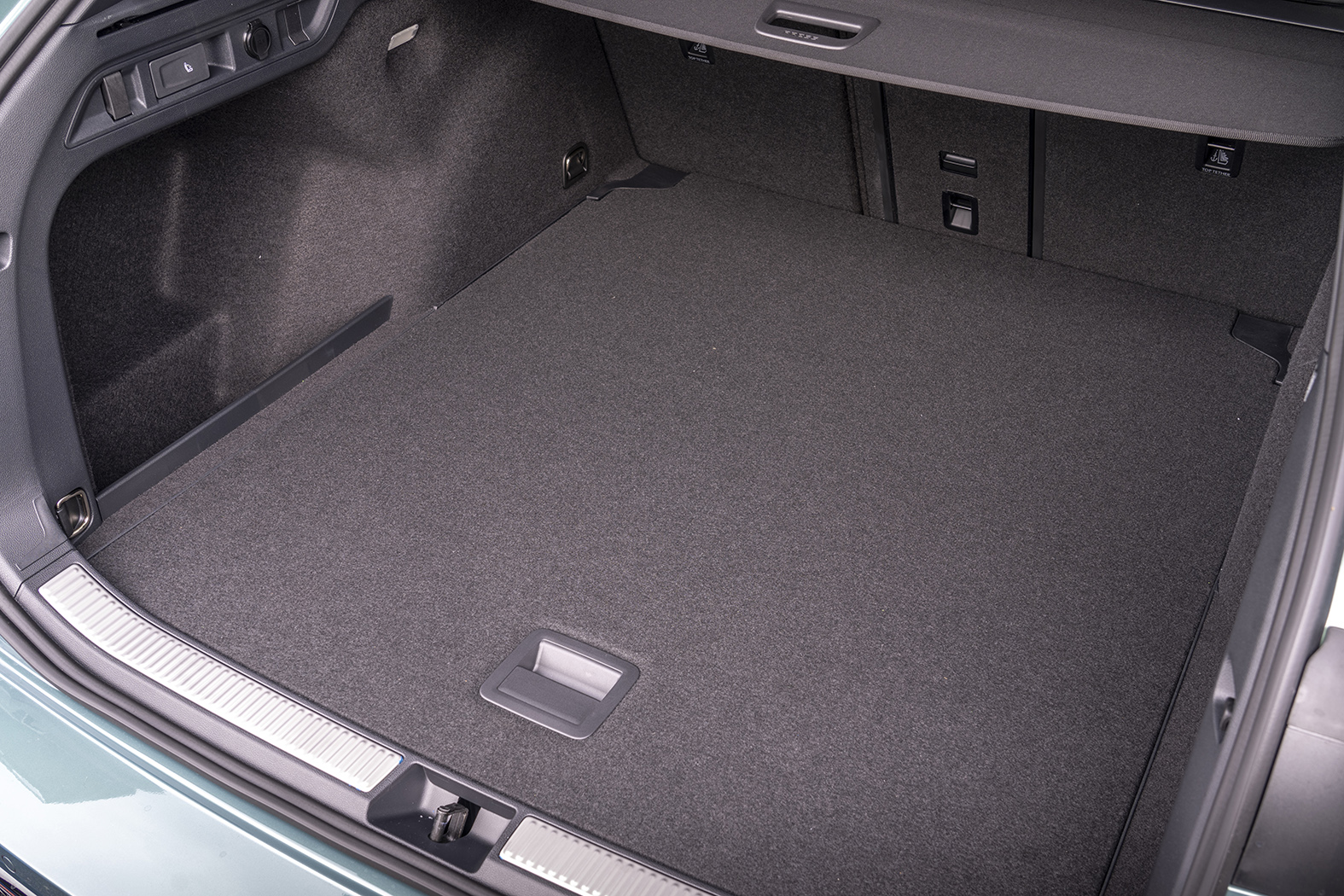 New Passat miles better | Eurekar