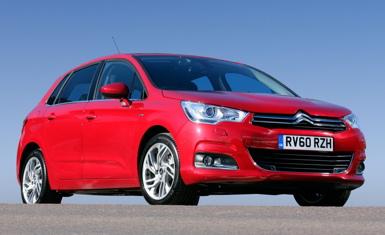Citroen C4 practical family choice | Eurekar