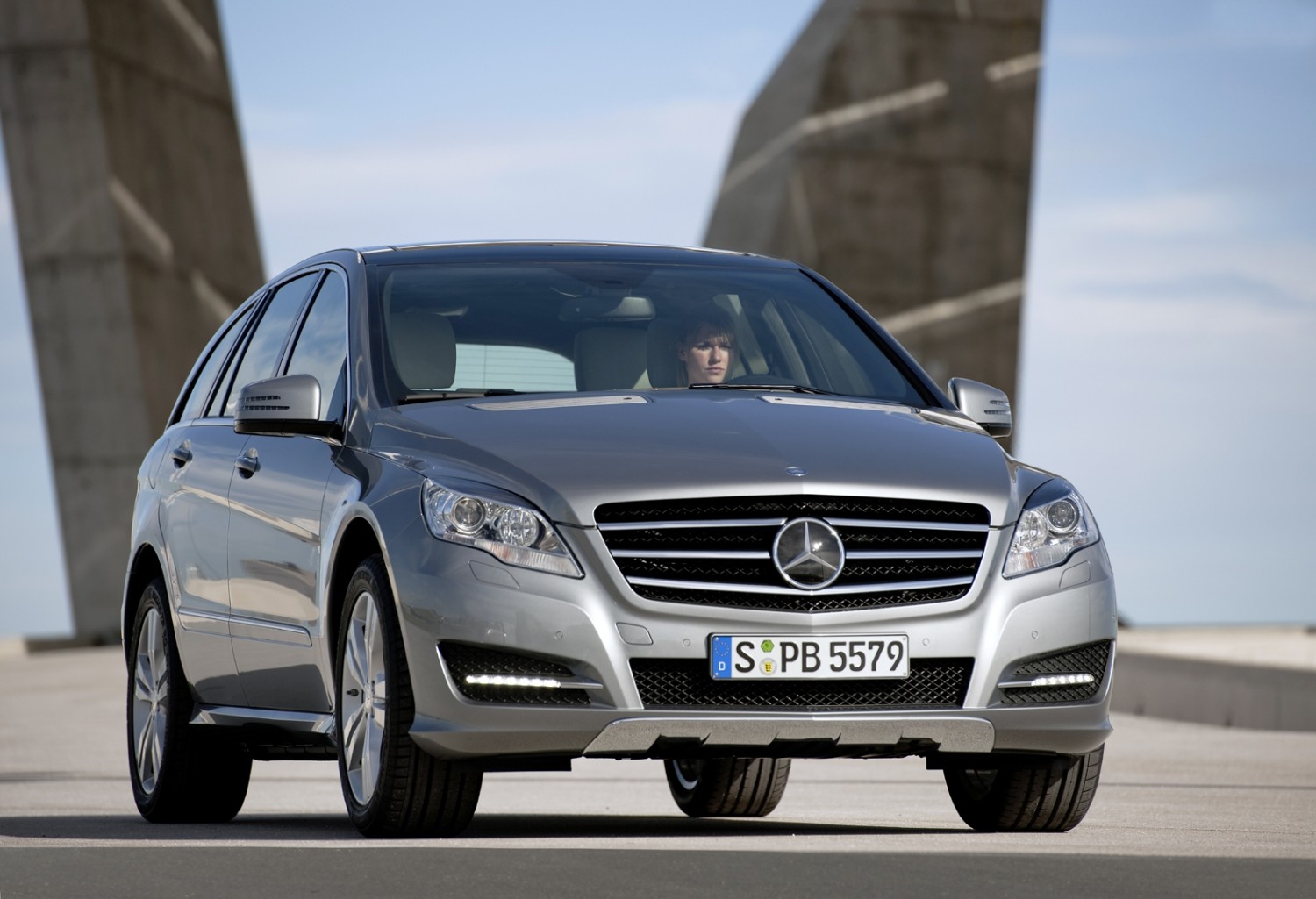 Mercedes-Benz R300 CDI BlueEFFICIENCY SWB | Eurekar