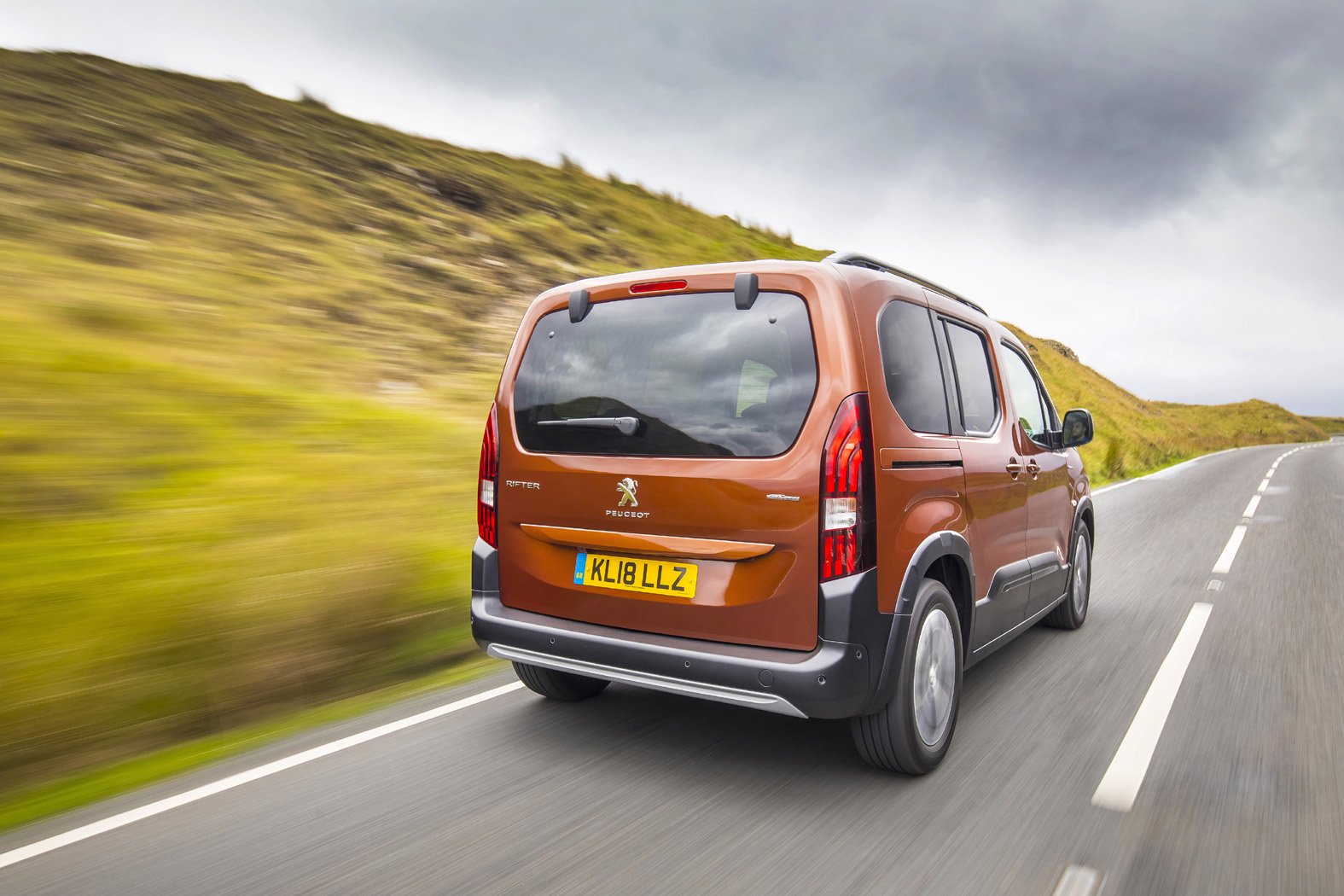 Peugeot Rifter GT Line Long BlueHDi 130 | Eurekar