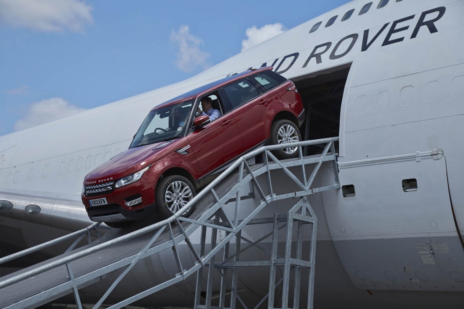 Sport a Range Rover stunner | Eurekar