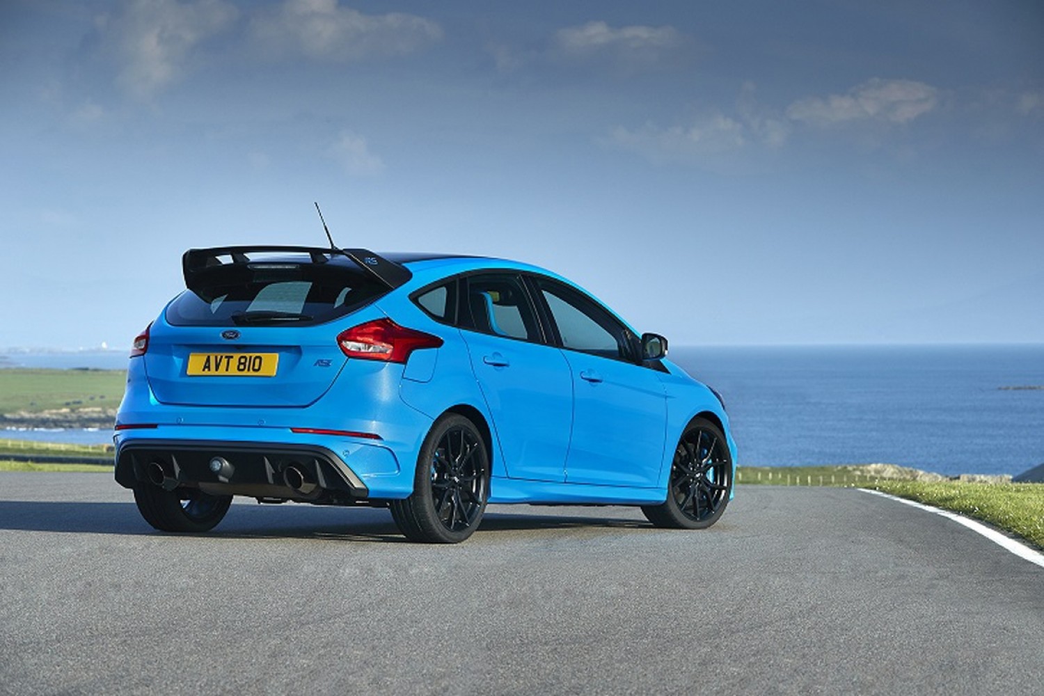 Extra grip for Ford Focus RS | Eurekar