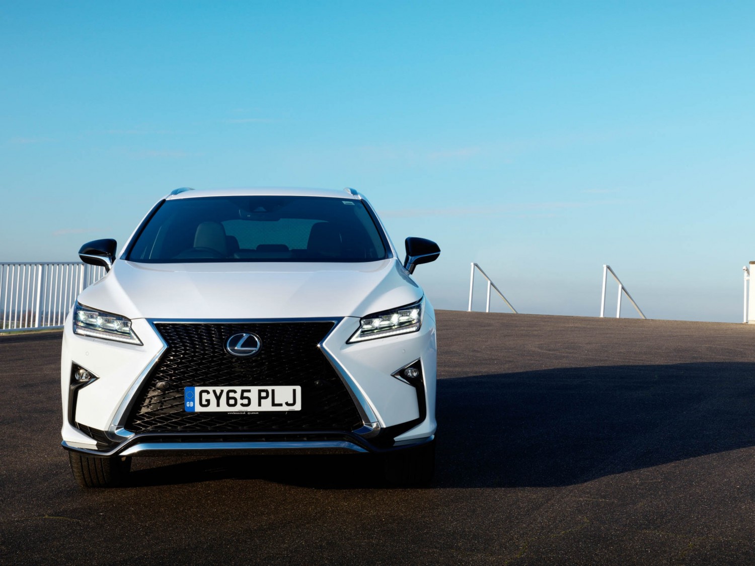 Lexus RX 200t F Sport | Eurekar