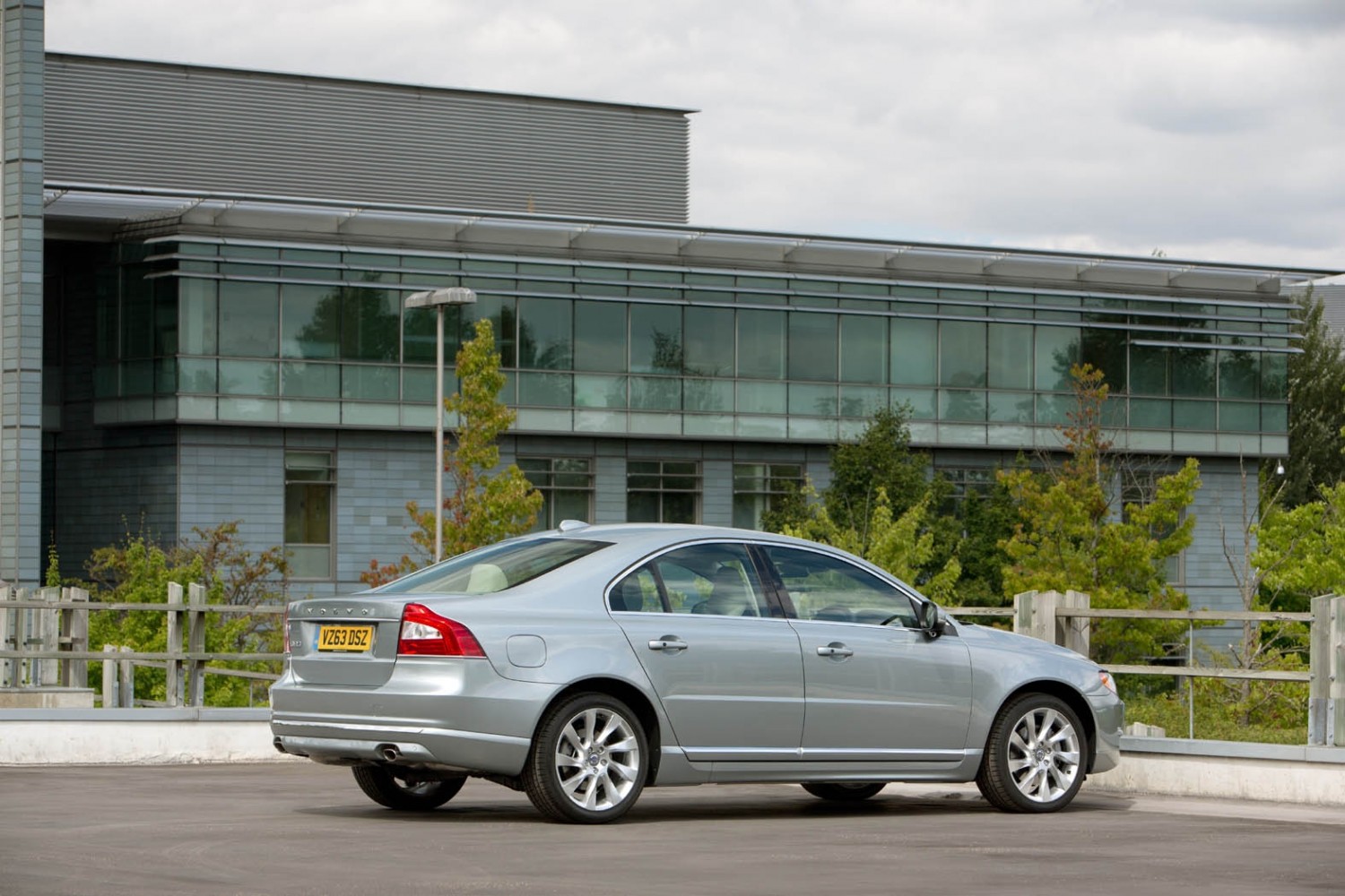 Volvo S80 D5 SE LUX Geartronic | Eurekar