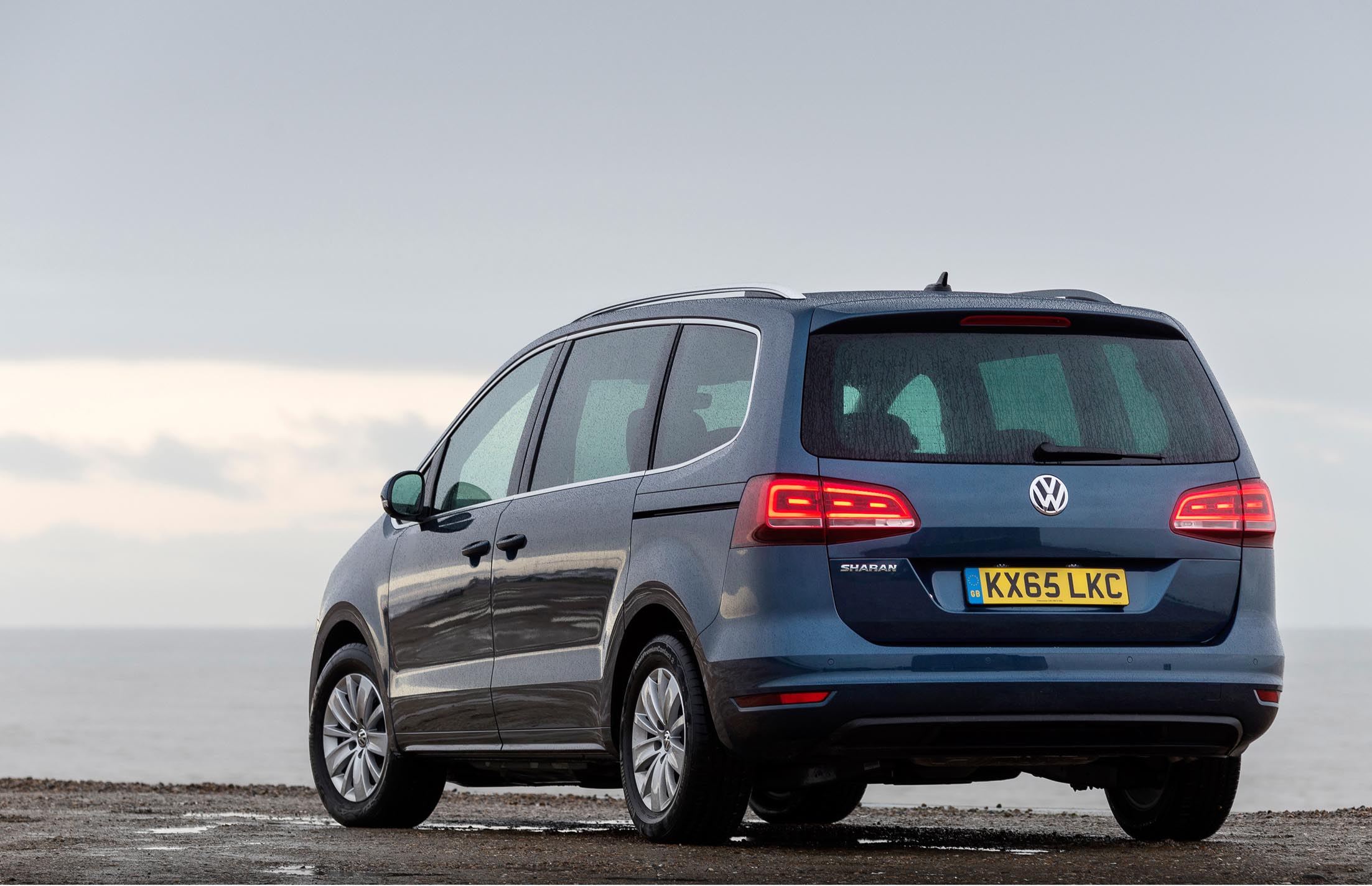 Volkswagen Sharan - Used Car Review | Eurekar