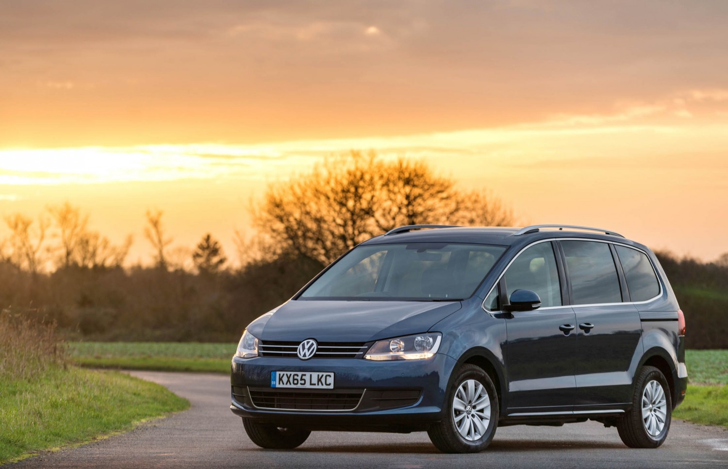 VW Sharan a new meaning to life | Eurekar
