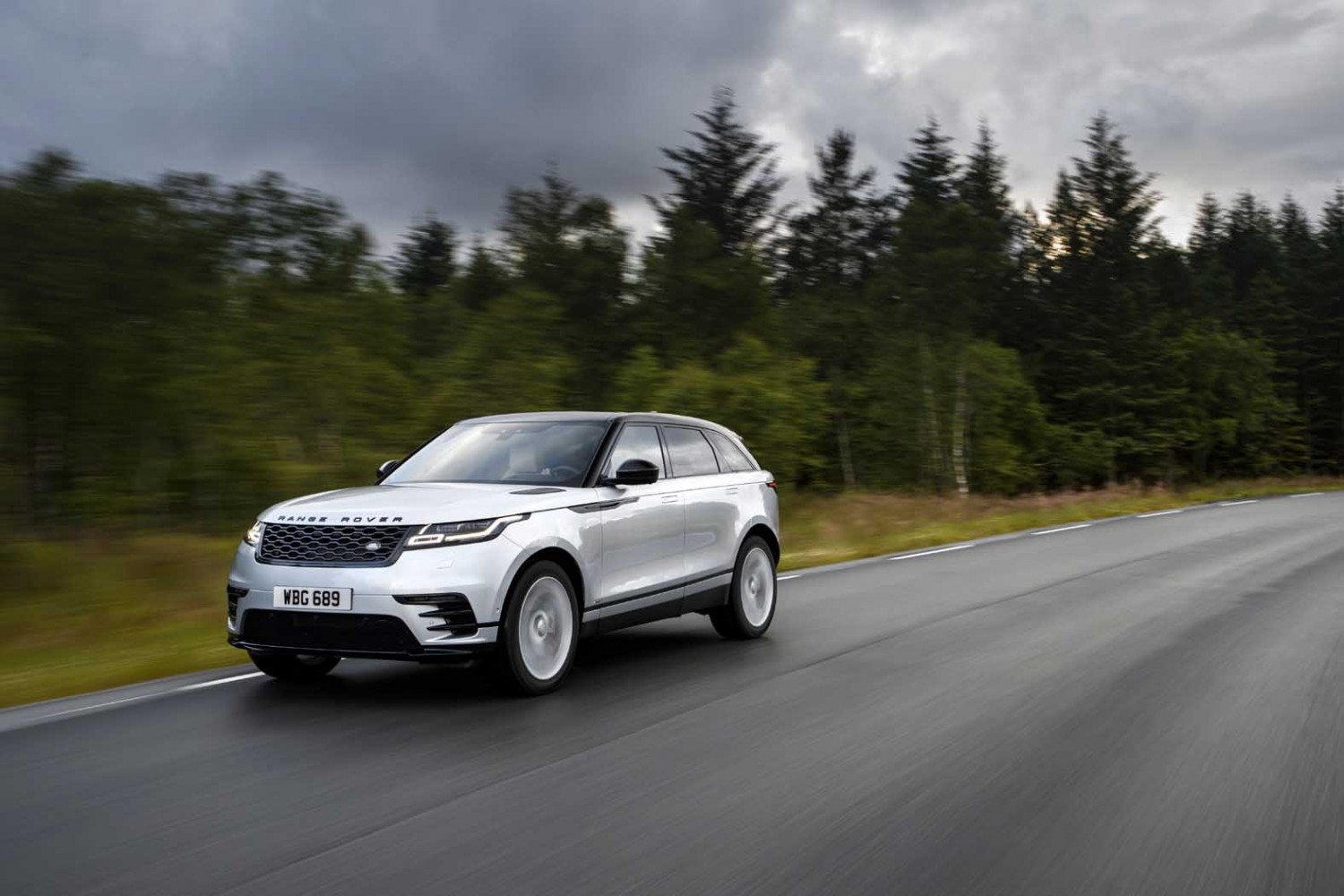 Range Rover Velar - First Drive | Eurekar