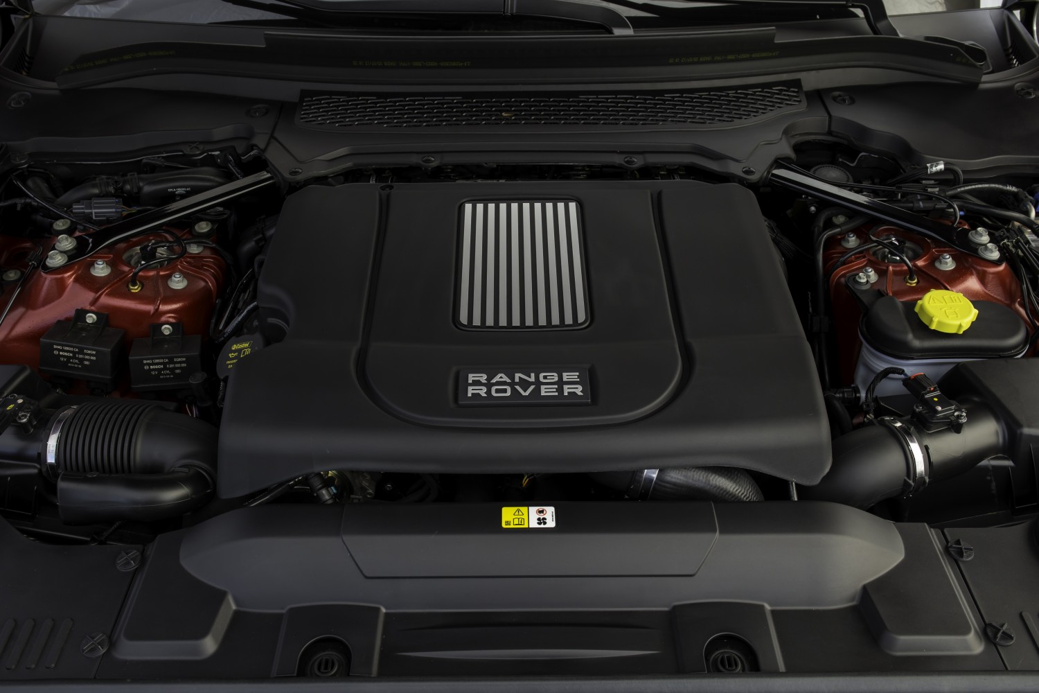 New Year assault from Land Rover | Eurekar