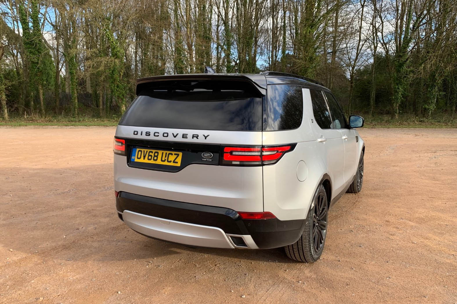 Land Rover Discovery SDV6 HSE Luxury | Eurekar
