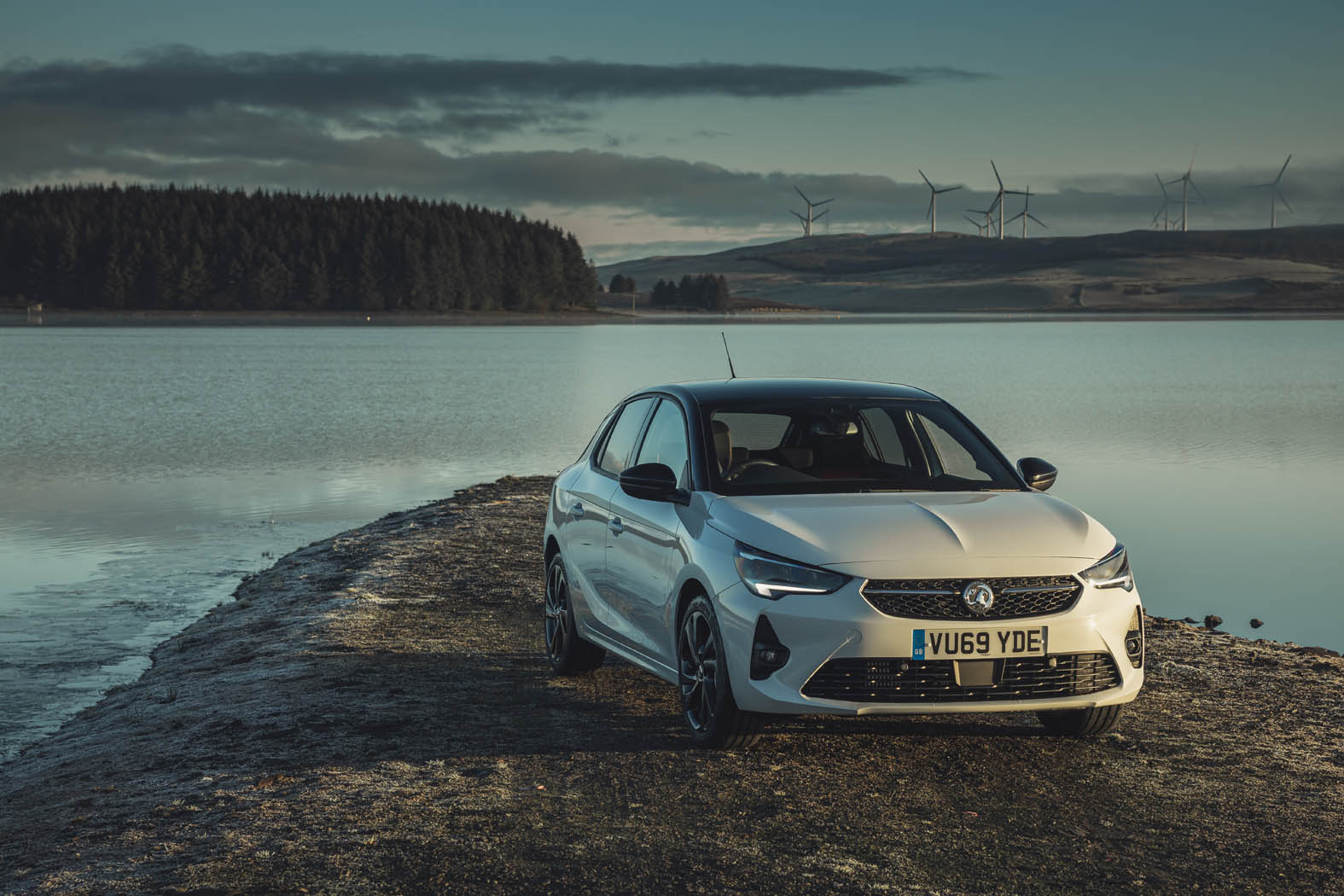 Vauxhall Corsa SRi Nav Premium 1.2 100ps Turbo | Eurekar