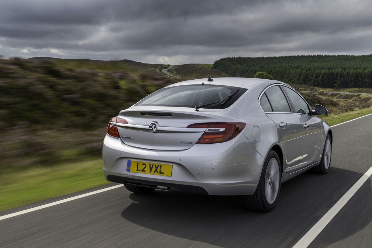 Vauxhall Insignia - Used Car Review | Eurekar