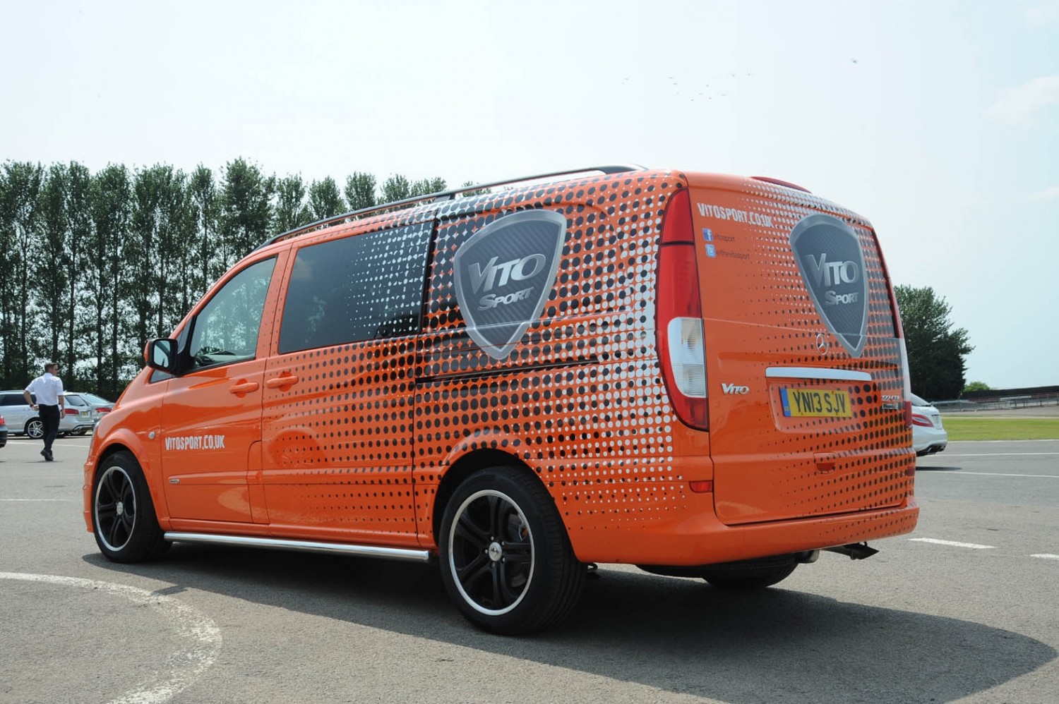Merc makes van that can | Eurekar