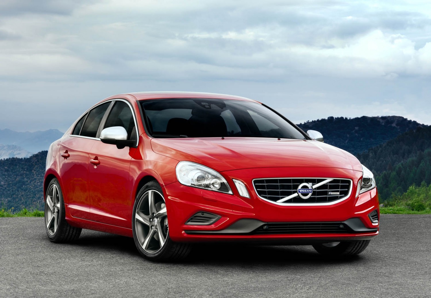 Sporty cars R us says Volvo | Eurekar
