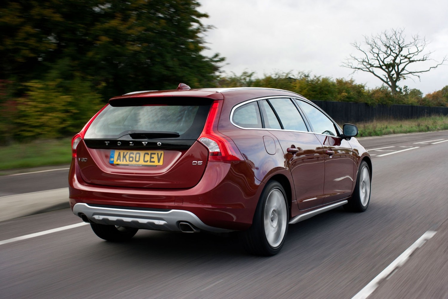 Volvo V60 DRIVe | Eurekar