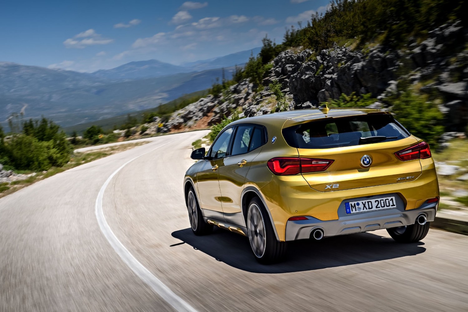BMW X2 evens out SUV scene | Eurekar