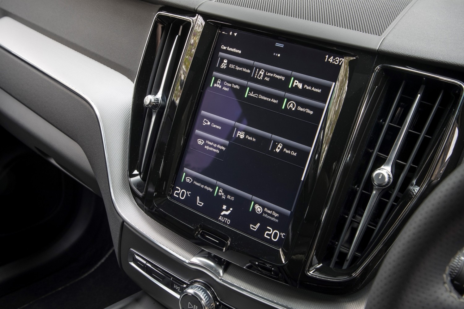 New Volvo XC60 is quite brilliant | Eurekar