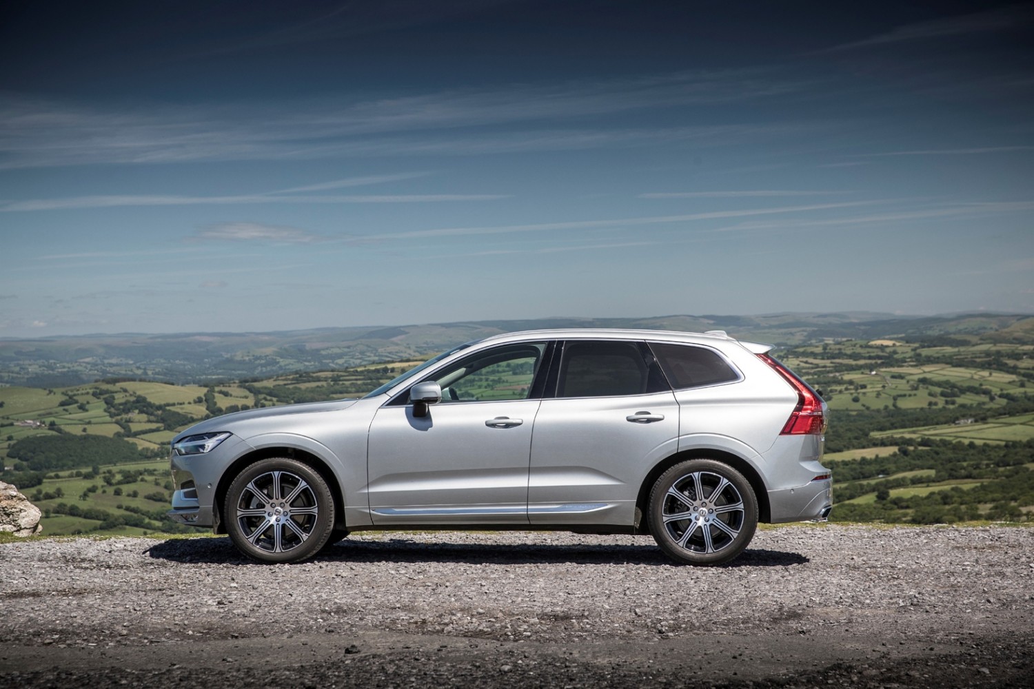 Volvo XC60 D4 AWD Momentum | Eurekar