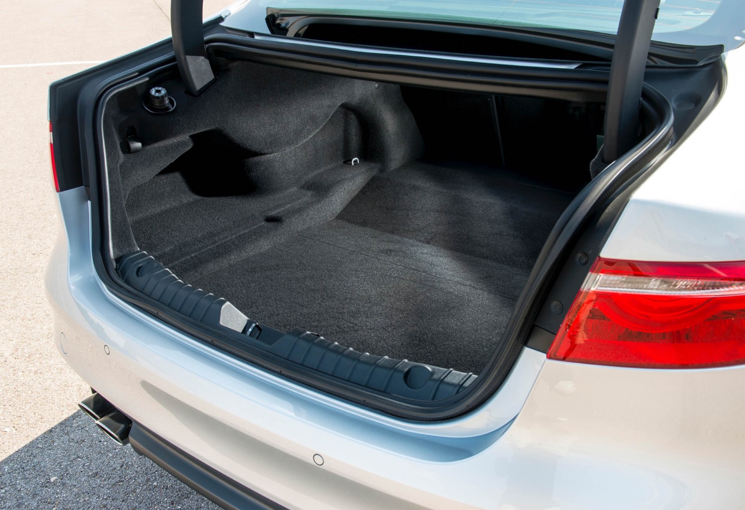 Jaguar XF Portfolio 2.0d i4 180 | Eurekar