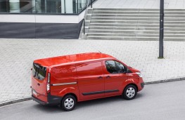 Ford Transit goes green with EcoBlue | Eurekar