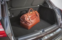 Mercedes-Benz GLA 220 CDI 4MATIC AMG Line | Eurekar