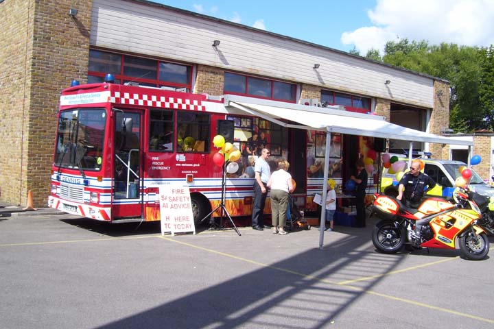 1996 Dennis Dart/LCB Information Unit