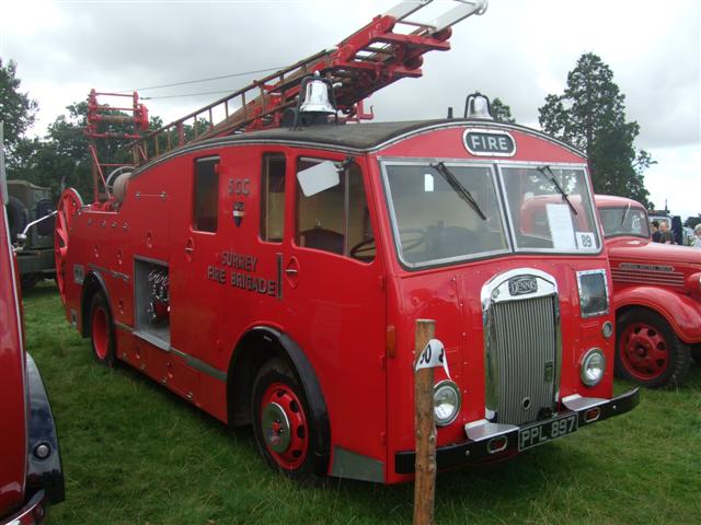 Fire Engines Photos - Dennis F12 Pump Escape